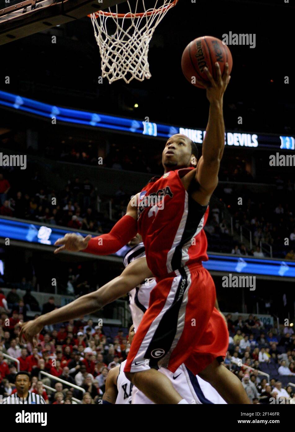Georgia's Sundiata Gaines puts up two as Xavier Musketeers faced the ...