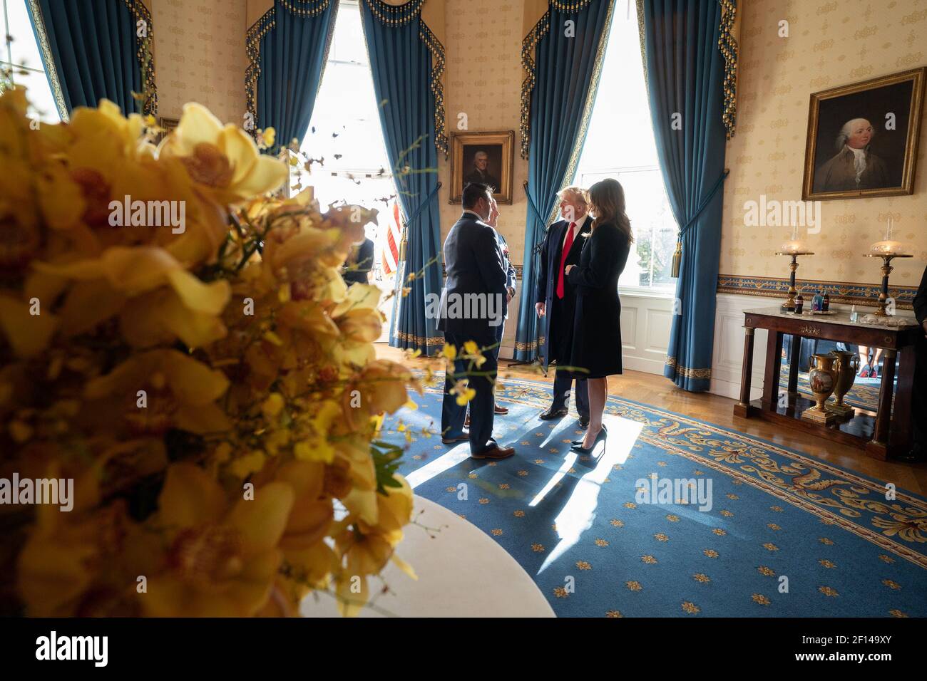 President Donald Trump and First Lady Melania Trump talk with Nationals ...