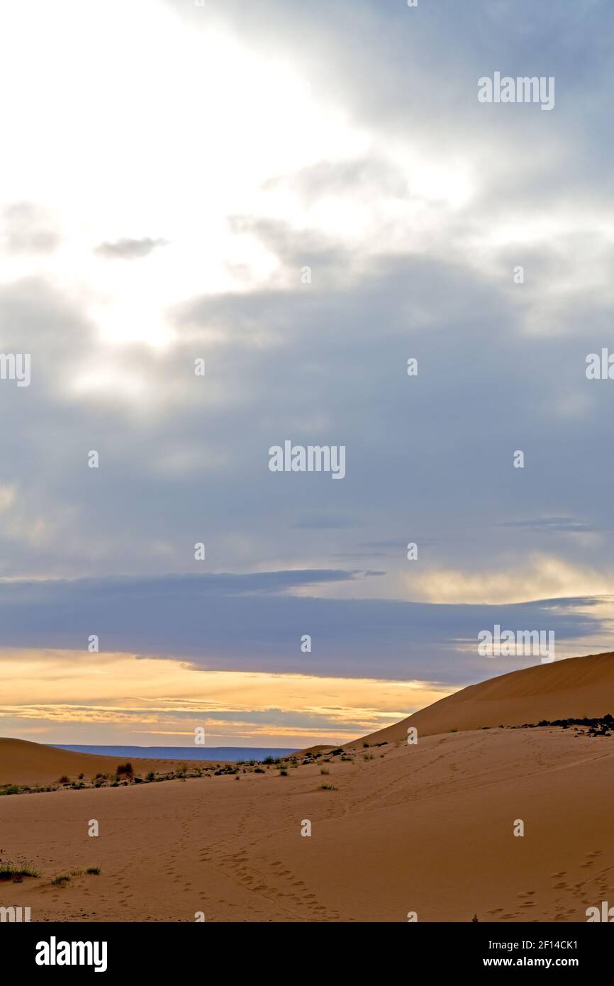 Sunshine in the desert of morocco sand and dune Stock Photo - Alamy