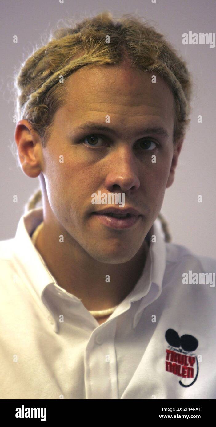 Sean Aiken, 26, pictured October 24, 2007, has been taking a different ...