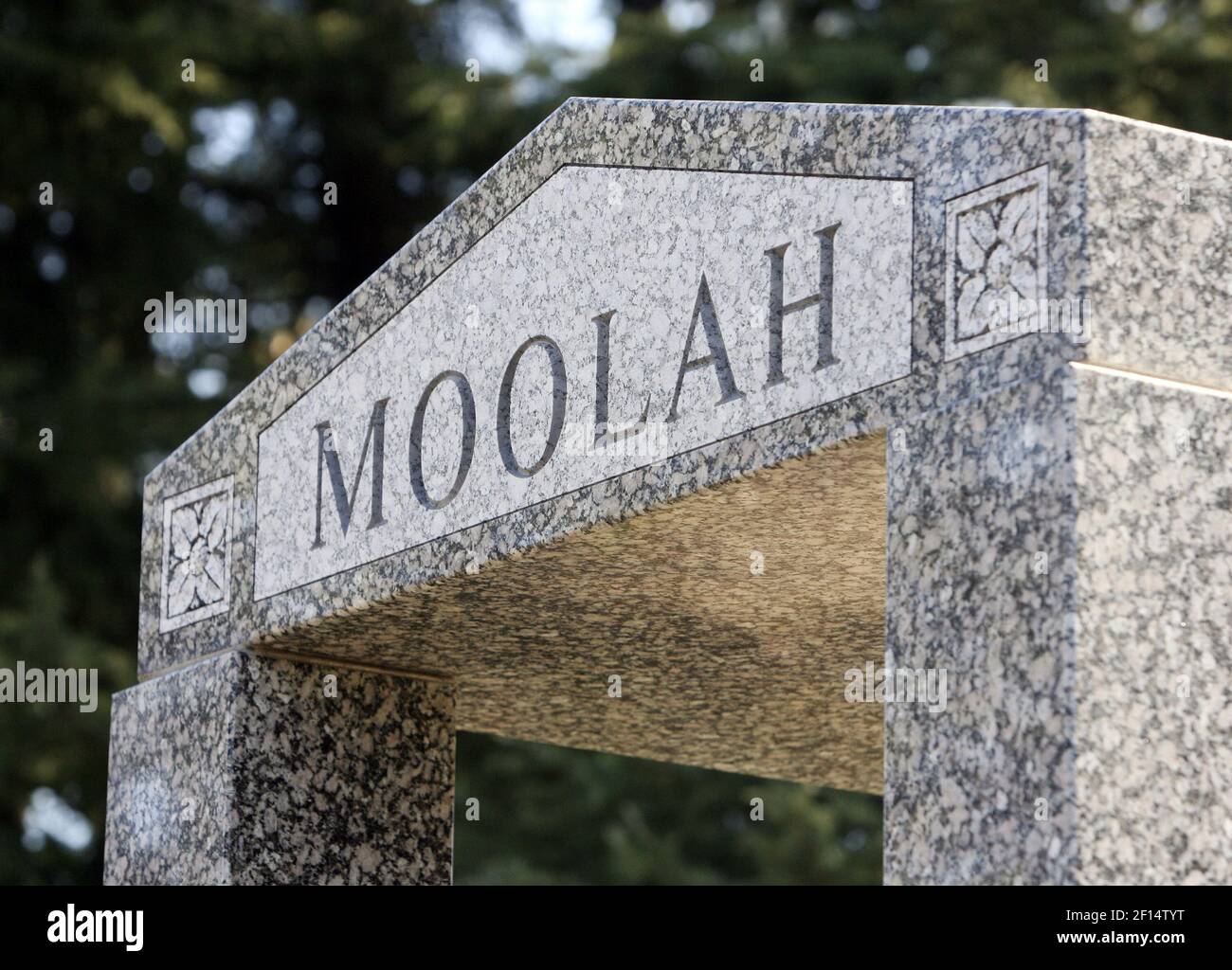Former wrestler Mary Lillian Ellison, aka "The Fabulous Moolah", was ...