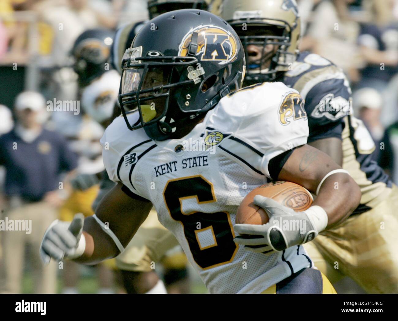 Rubber bowl akron hi-res stock photography and images - Alamy