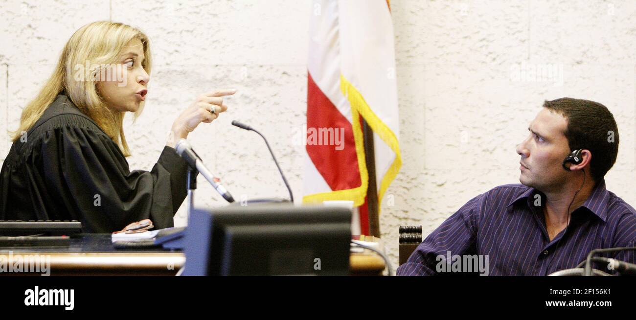 Judge Cohen, left, admonishes Rafael Izquierdo, birth father of a 4 ...