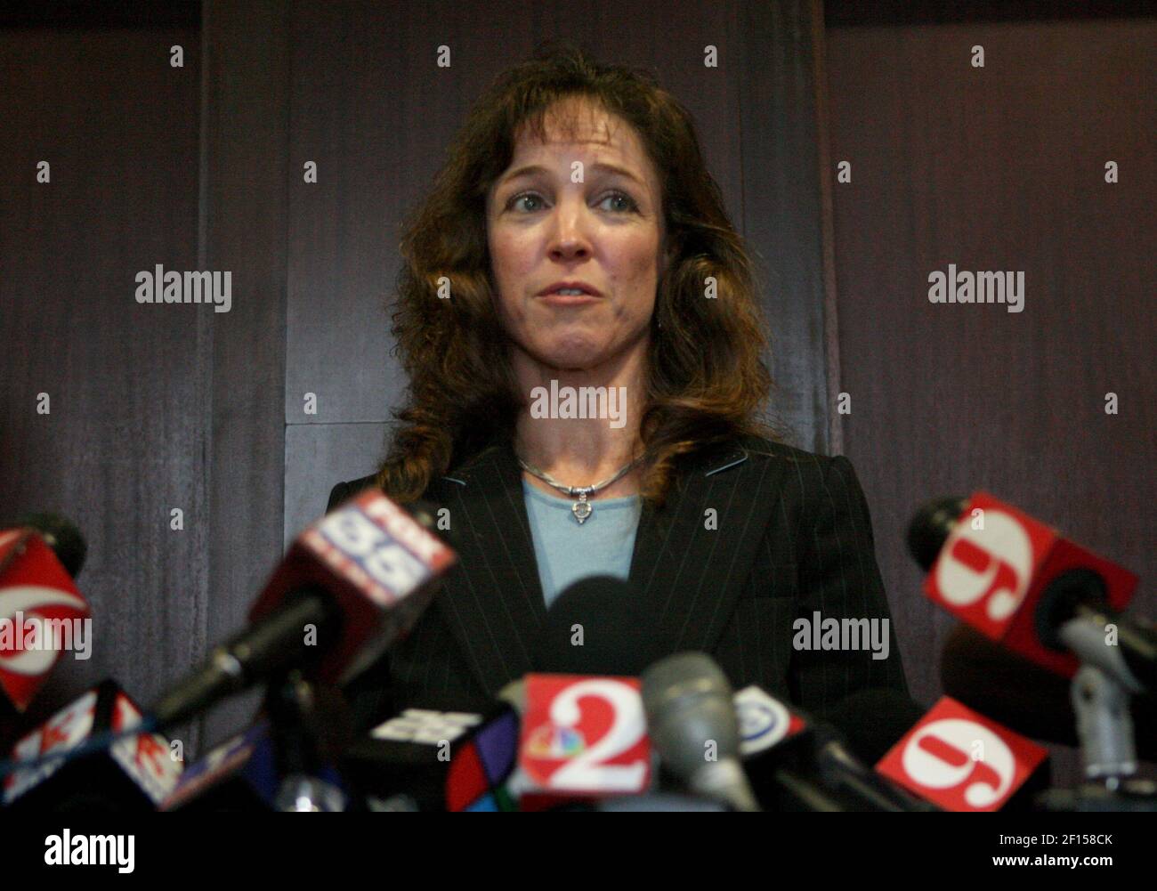 Former NASA astronaut Lisa Nowak talks to reporters after her hearing ...