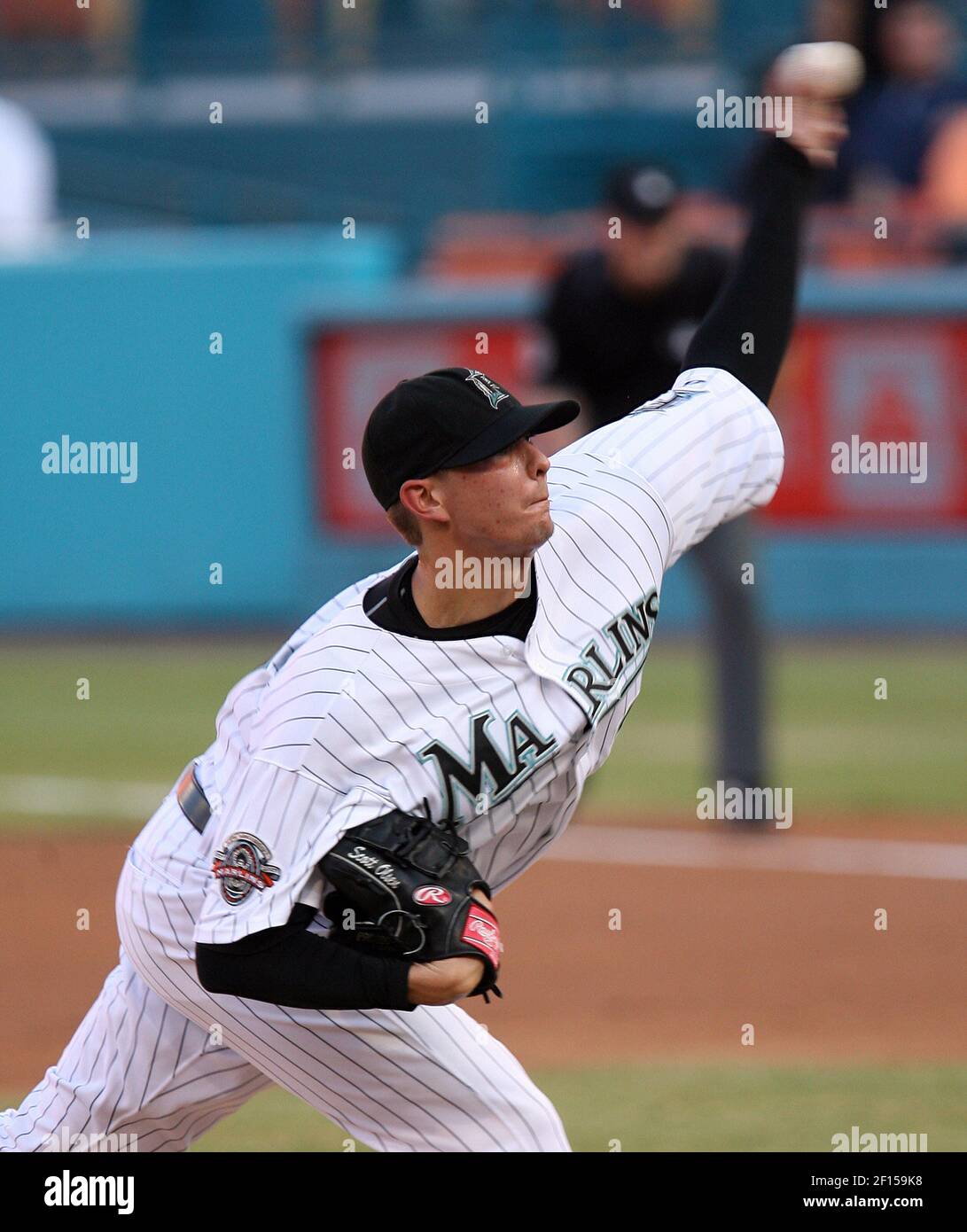 Florida Marlins pitcher Scott Olsen throws against the San Francisco ...