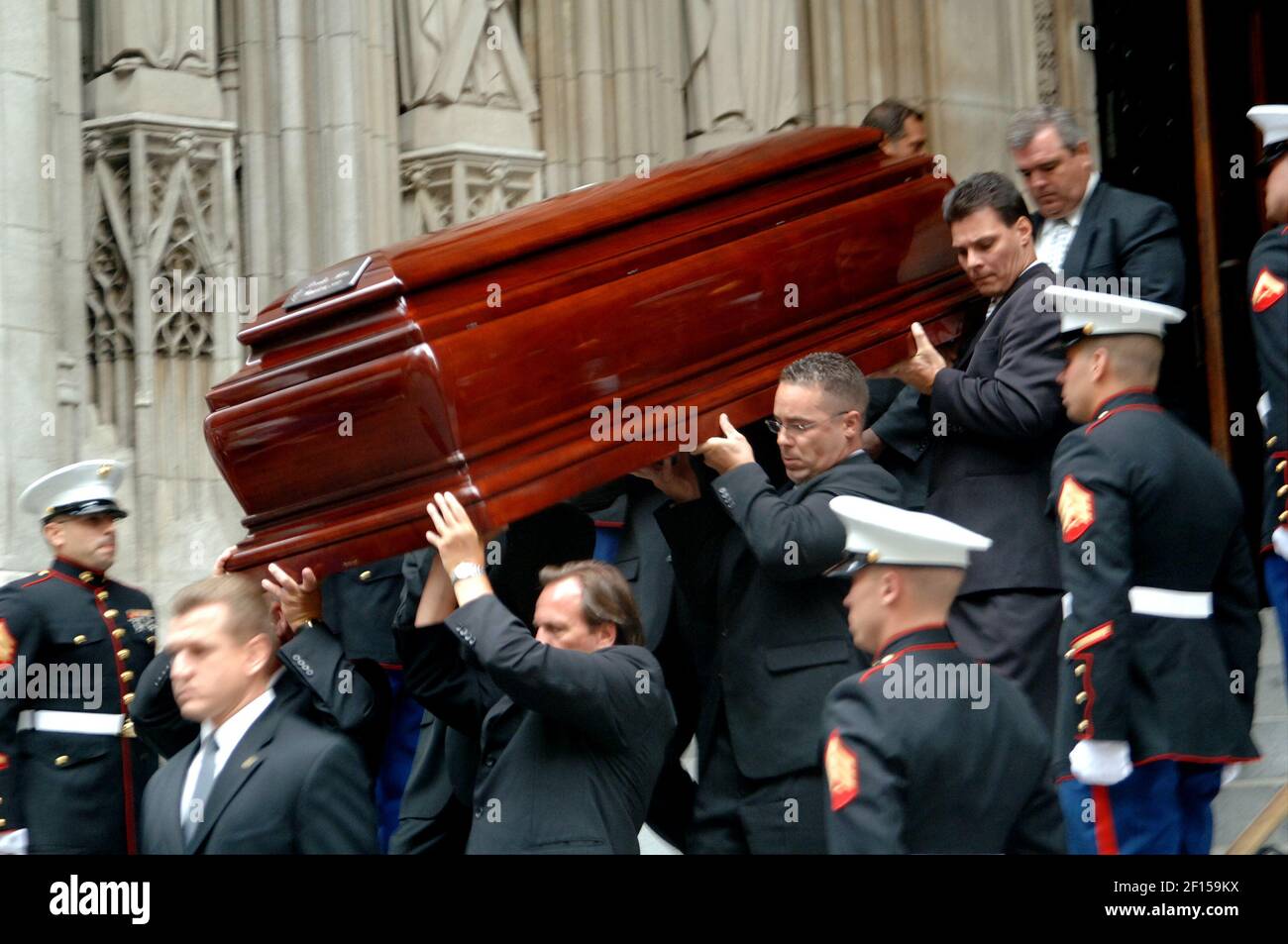 The casket containing Brooke Astor is carried from St. Thomas Episcopal ...
