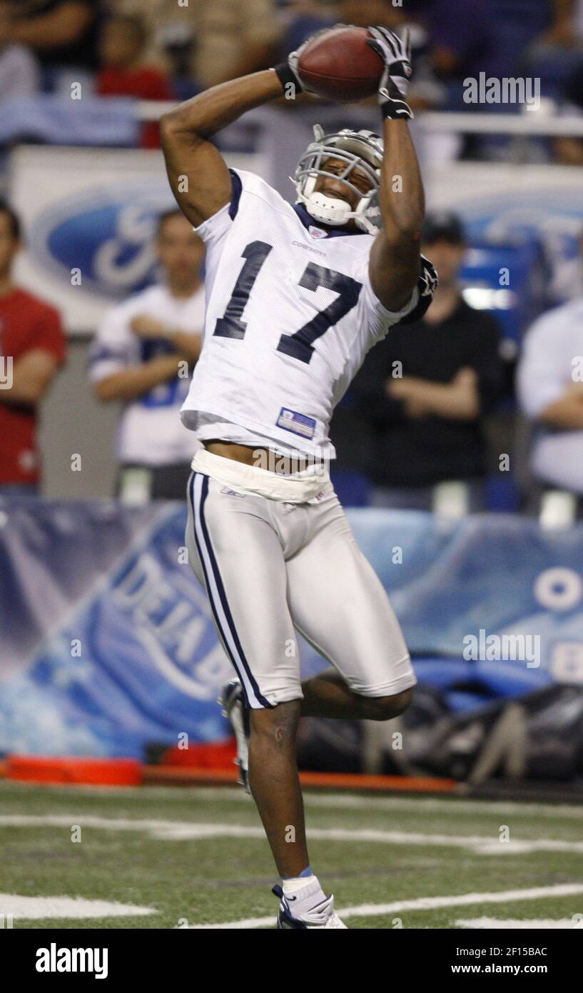 Dallas Cowboys' Sam Hurd goes up for a pass during the Cowboys training ...