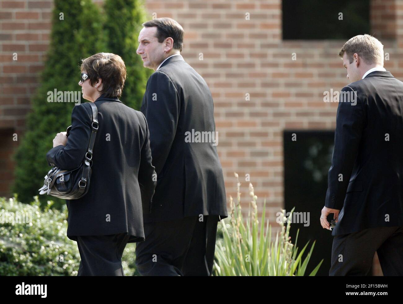 Duke head basketball coach Mike Krzyzewski and his wife Mickie, left ...