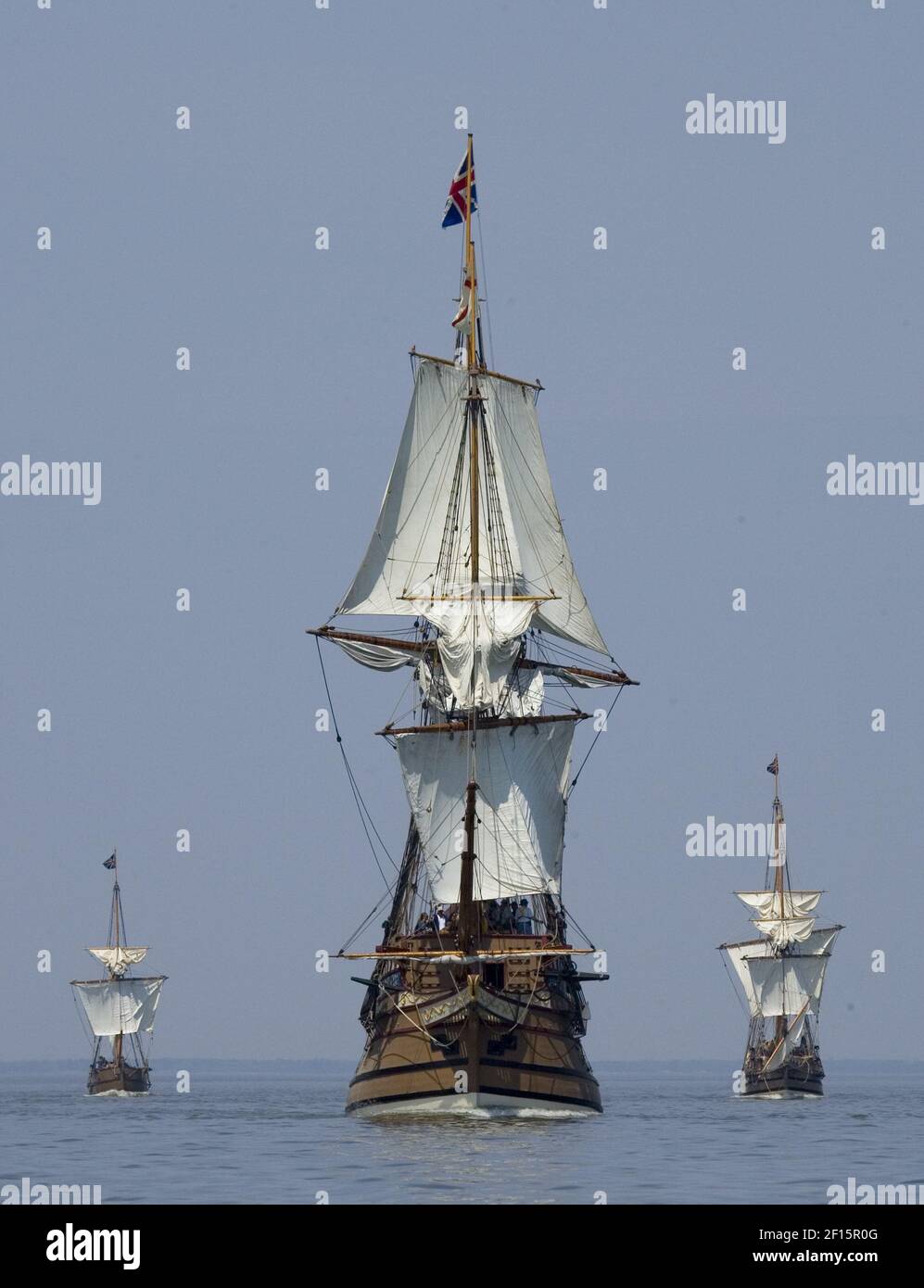 Jamestown replica ships Discovery (left), Susan Constant, and Godspeed ...