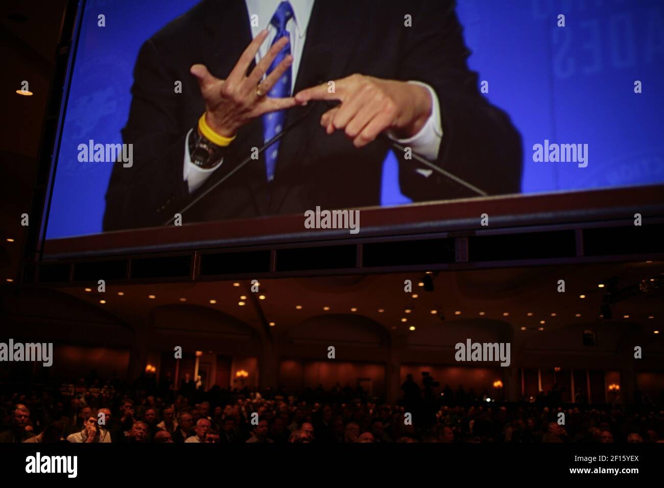 Democratic presidential candidate former Senator John Edwards speaks at ...