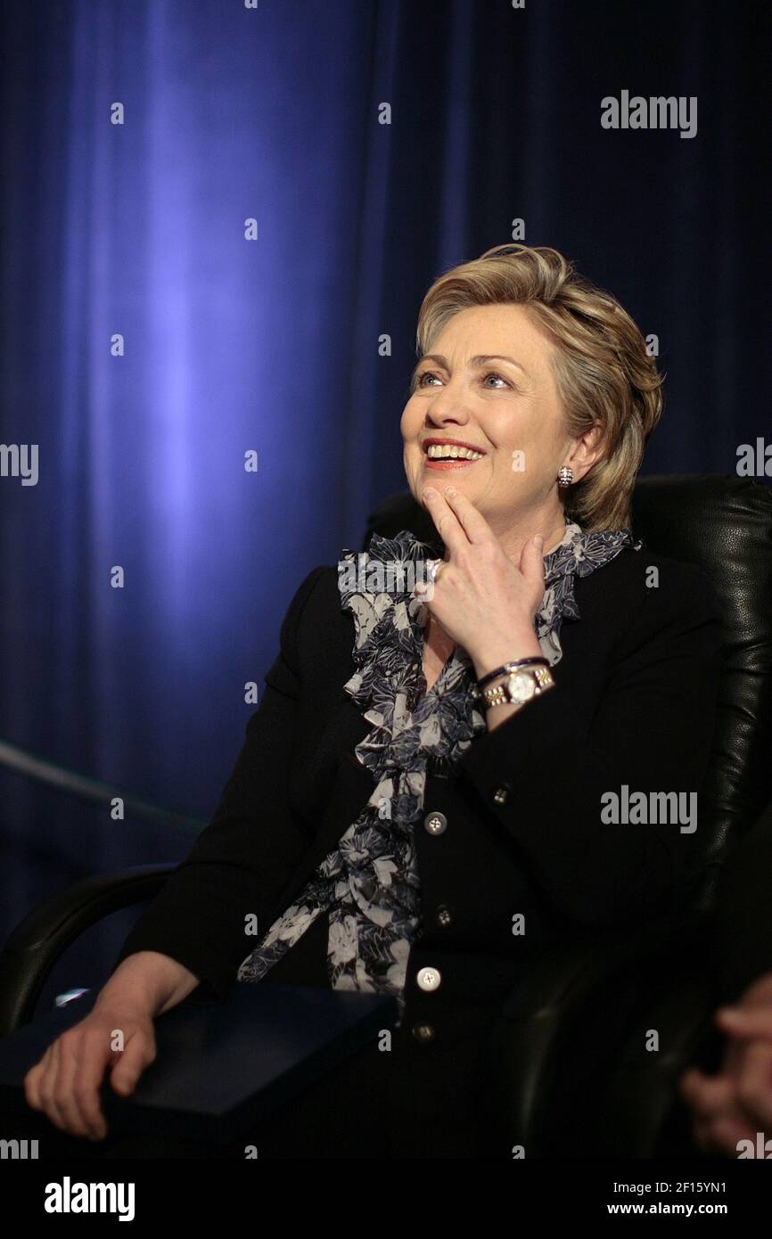 Democratic presidential candidate Senator Hillary Rodham Clinton (D-NY ...