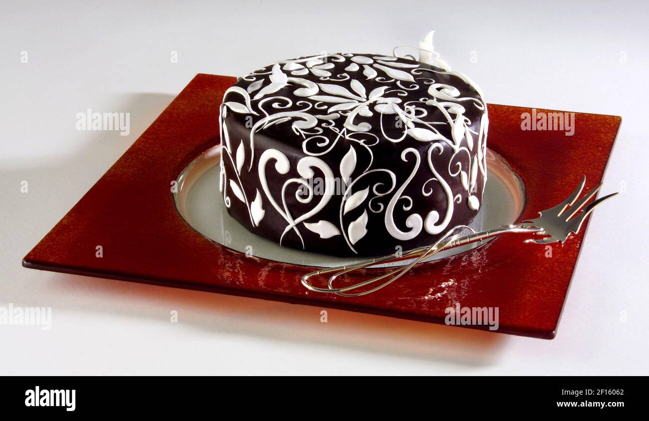 SugarVeil icing is an invention of Michele Hester of Kansas City ...