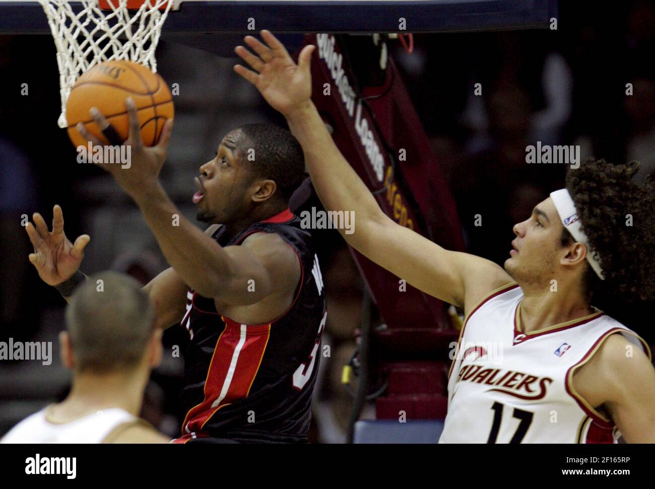 Miami Heat's Dwyane Wade drives to the hoop past Cleveland Cavaliers ...