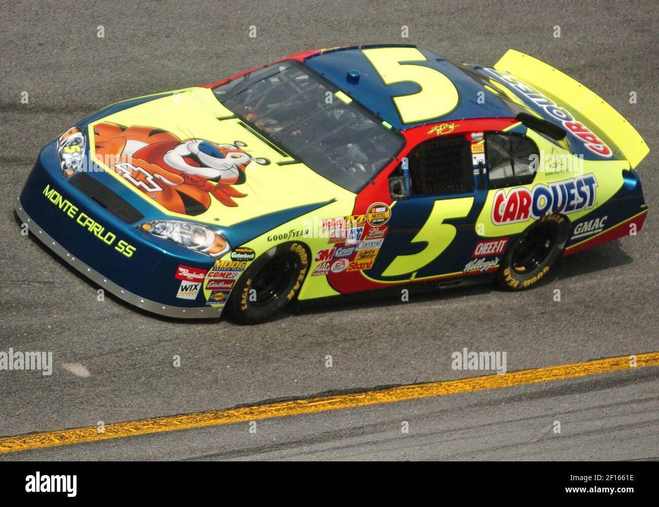 Kyle Busch drives the (5) Carquest/Kellogg's Chevrolet car during ...