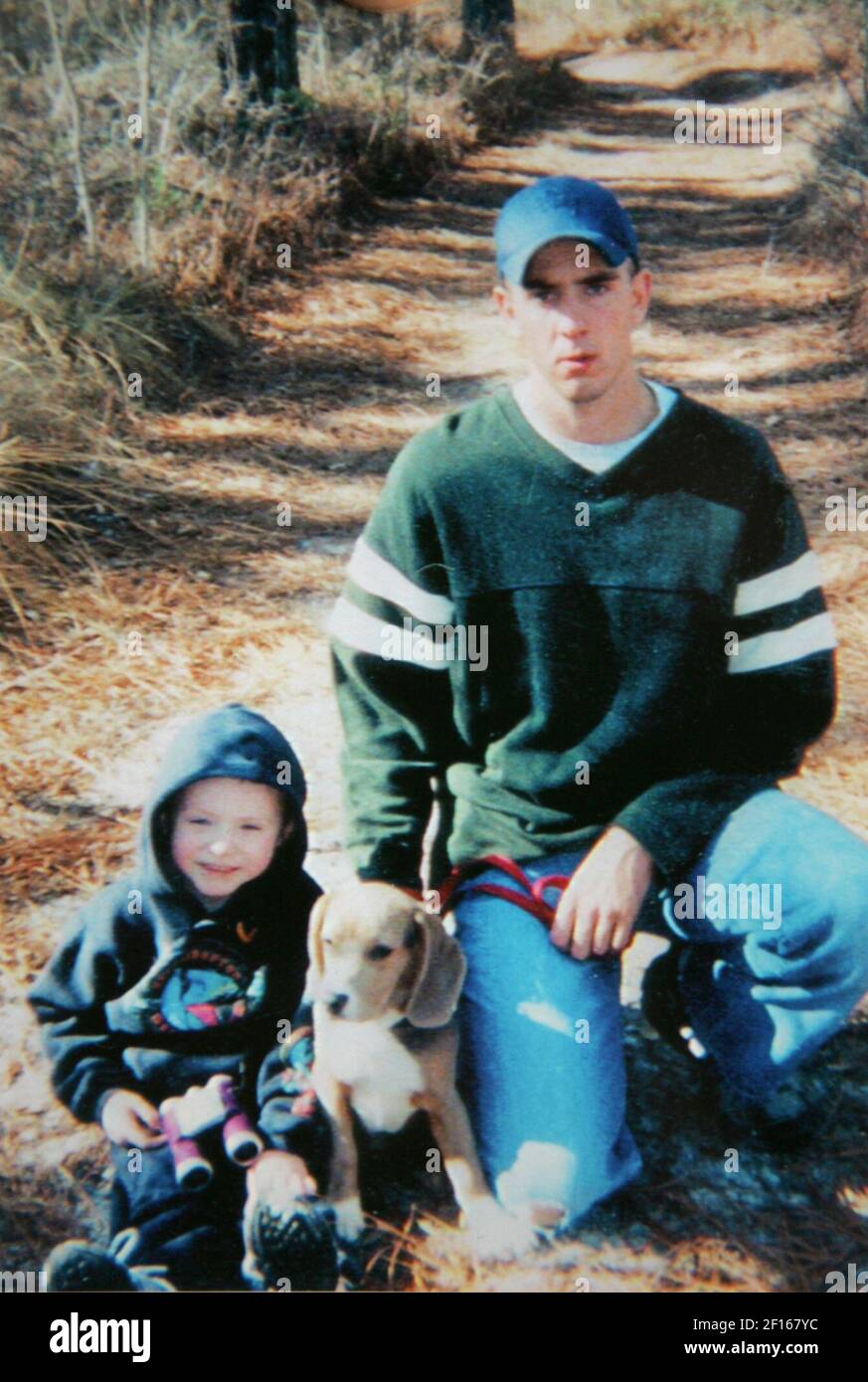 Family photo of deceased Marine Sgt. Jeremy Murray,with his son, Ian ...