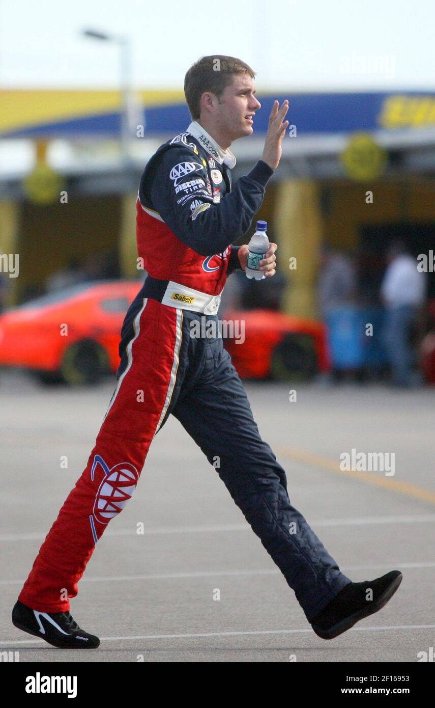 David Ragan, driver of Roush Racing's No. 6 AAA Ford Fusion, waves to ...