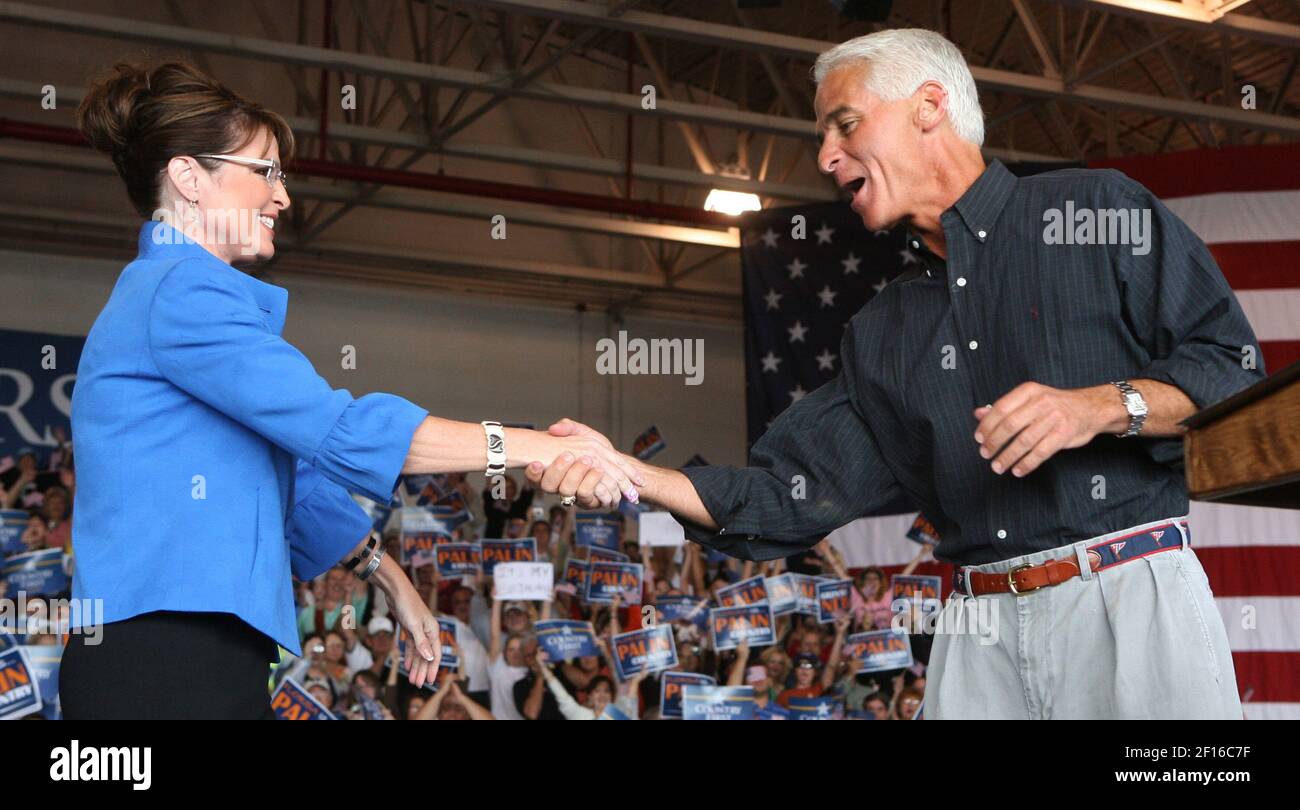 Republican vice president nominee Gov. Sarah Palin is welcomed at a ...