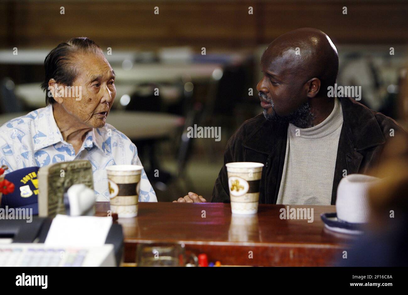 History's Mysteries television show host Tukufu Zuberi (right ...