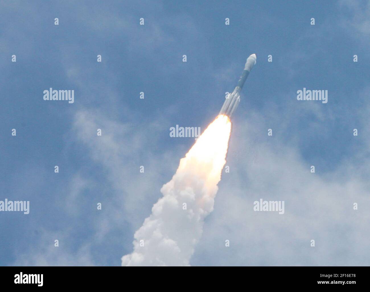A Delta II Heavy rocket blasts off, Wednesday, June 11, 2008 from Cape ...