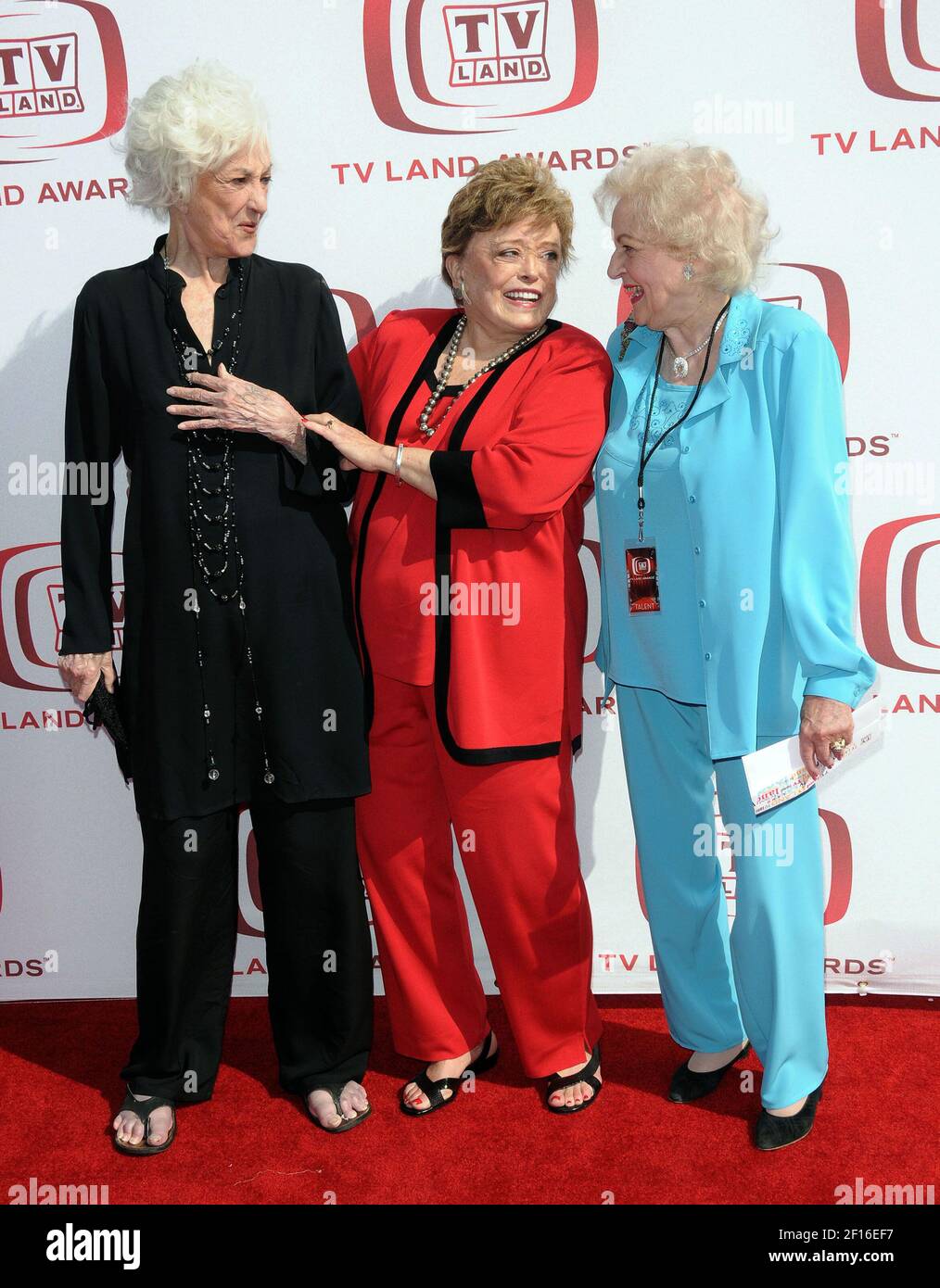 Golden Girls cast members (left to right) Bea Arthur, Rue McClanahan ...
