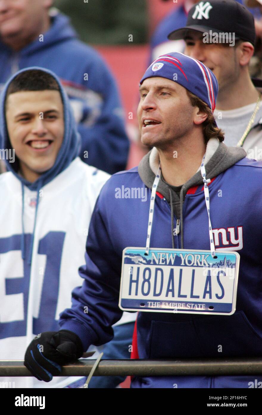 New York Giants fan Joe Ruback (with a personalized license plate ...