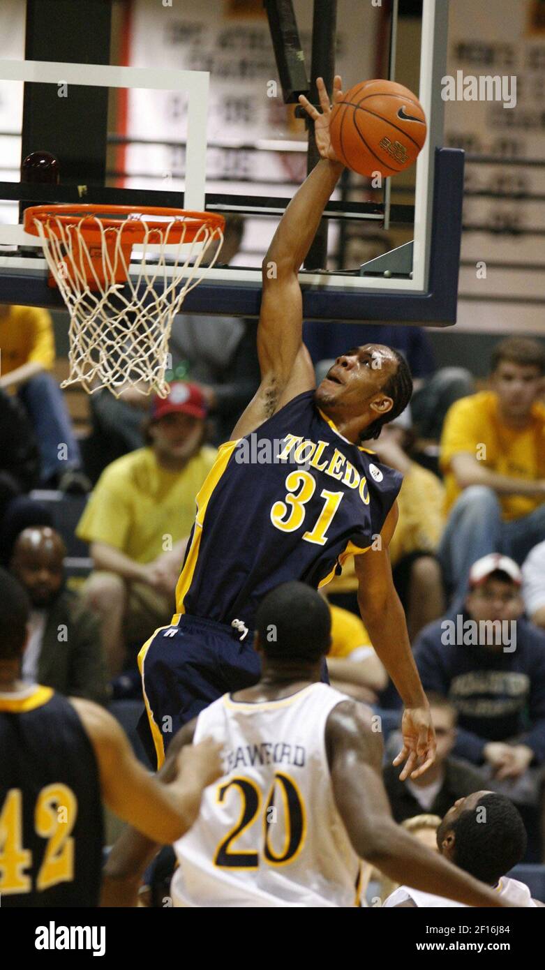 Toledo's Tyrone Kent misses a basket in the first half against Drexel ...