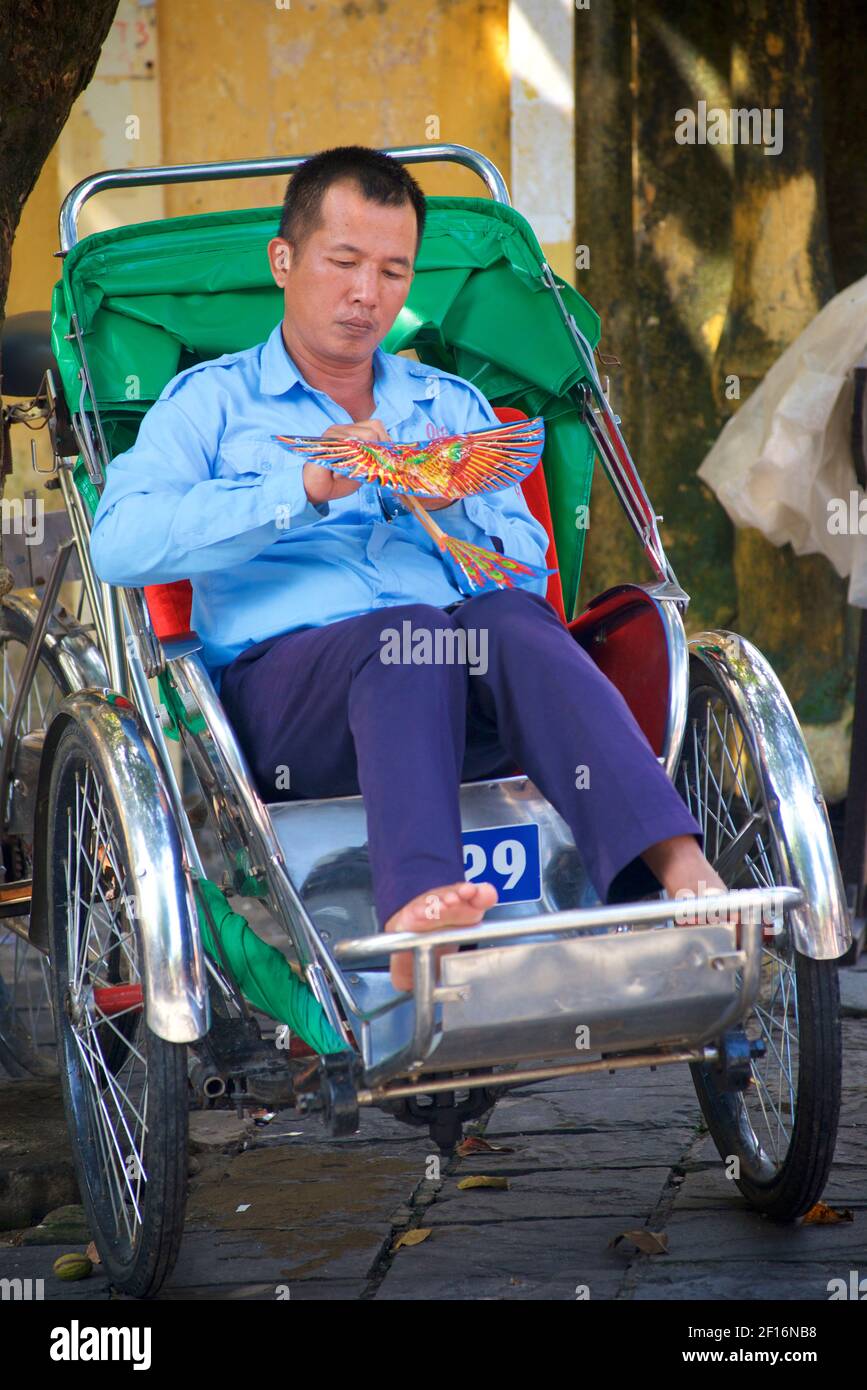 Vietnam rickshaw hi-res stock photography and images - Alamy