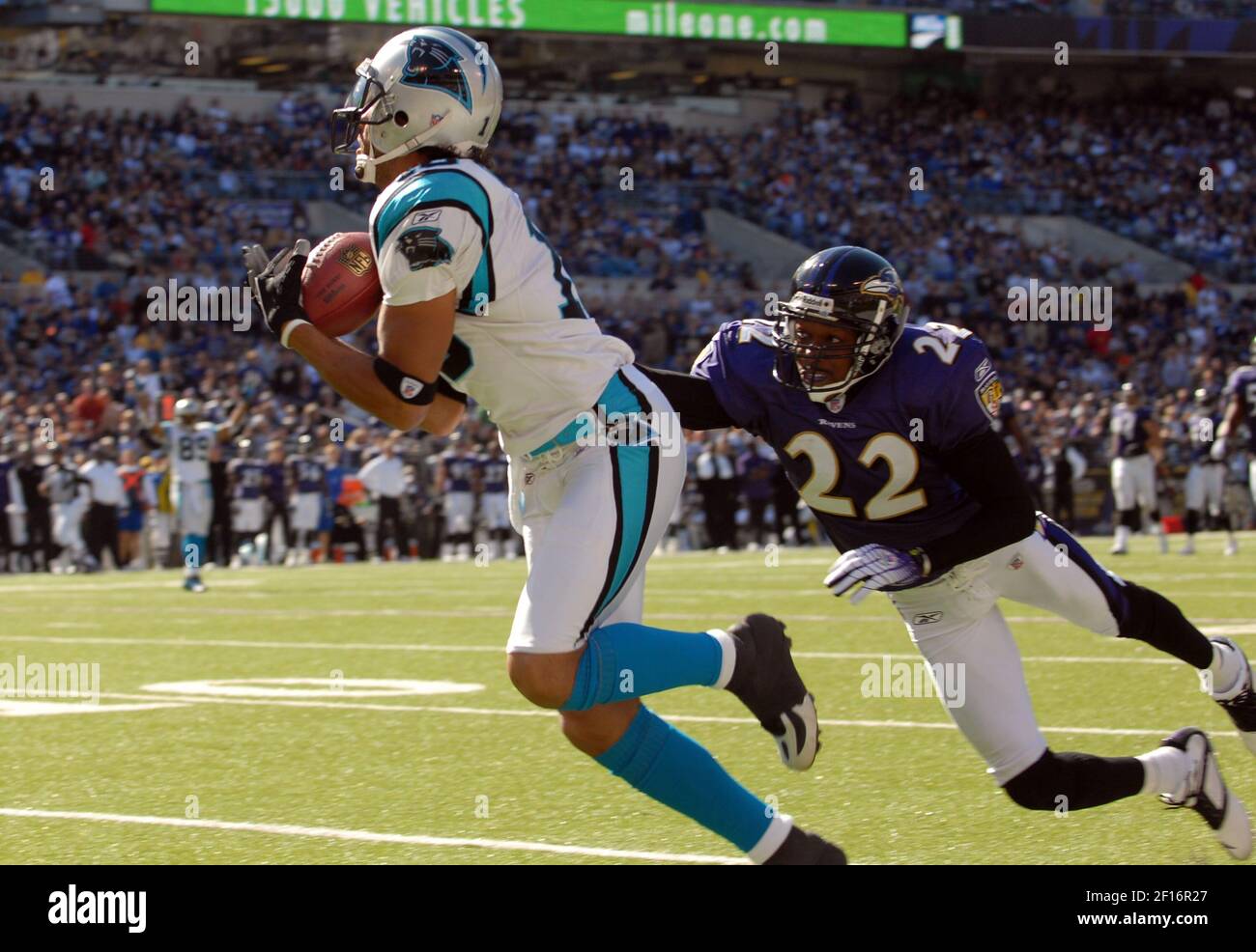 The Carolina Panthers' Drew Carter (18) pulls in a 42-yard touchdown ...