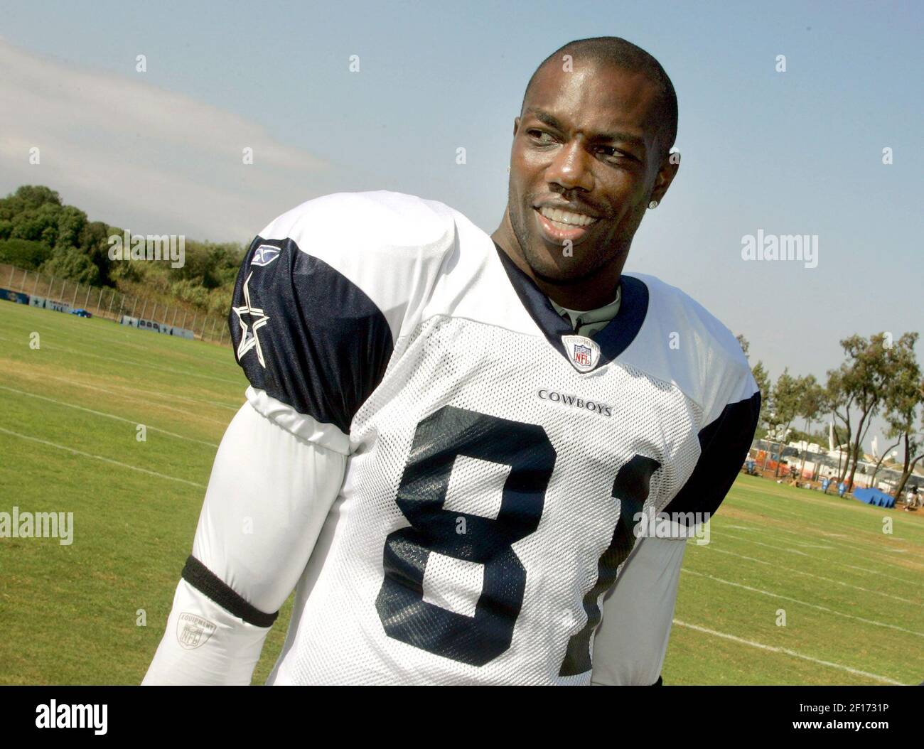 Terrell Owens practiced during the Dallas Cowboys' training camp in ...