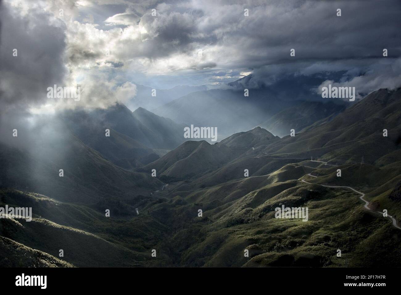 The Tram Ton Pass, Vietnam's highest, crosses on the north side of ...