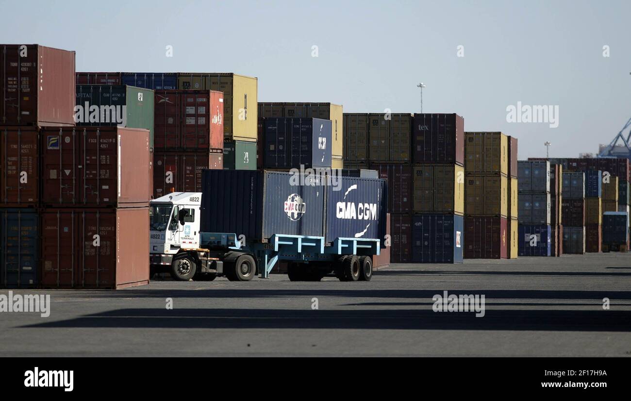 Port container traffic at the Seagirt Marine Terminal in the Port of ...