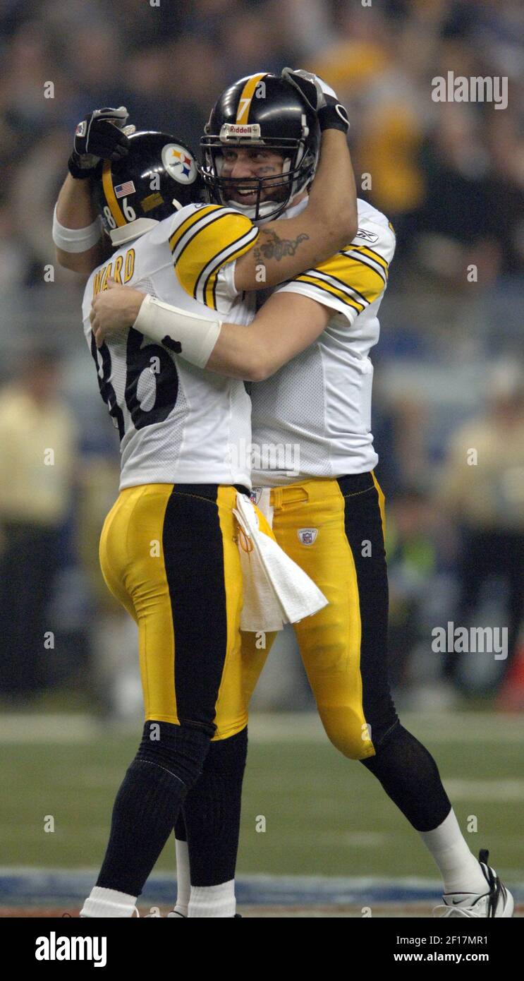 Hines ward touchdown hi-res stock photography and images - Alamy