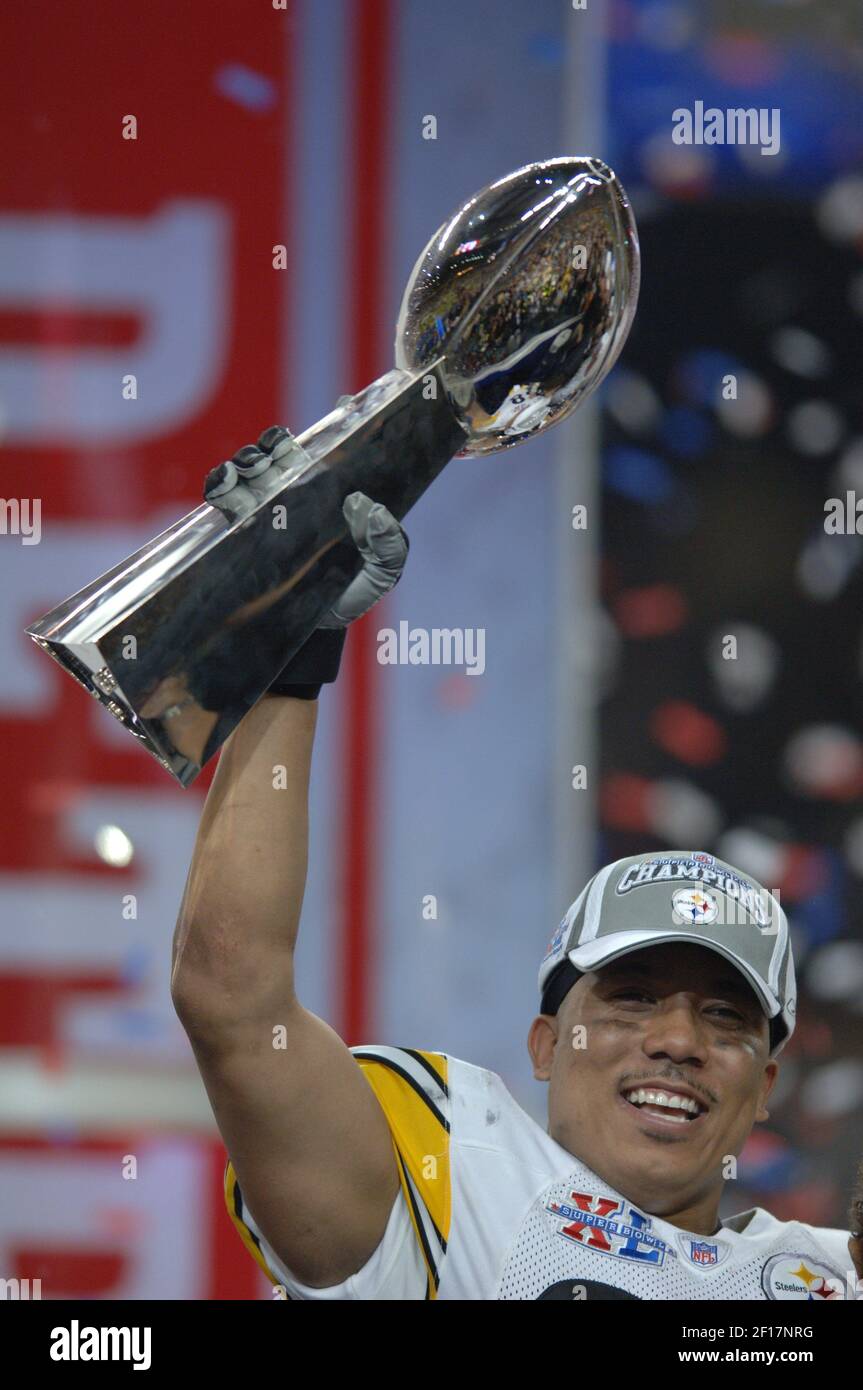 Pittsburgh Steelers receiver and game MVP Hines Ward holds the Lombardi ...