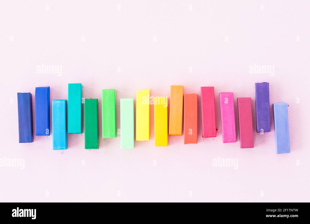 Horizontal gradient hi-res stock photography and images - Alamy