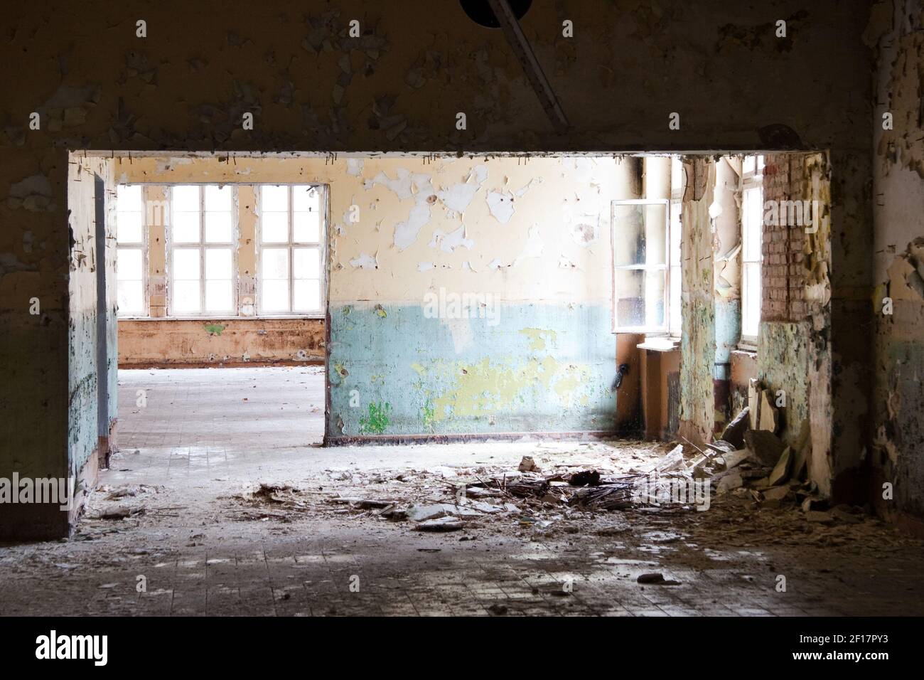 Leave room hi-res stock photography and images - Alamy