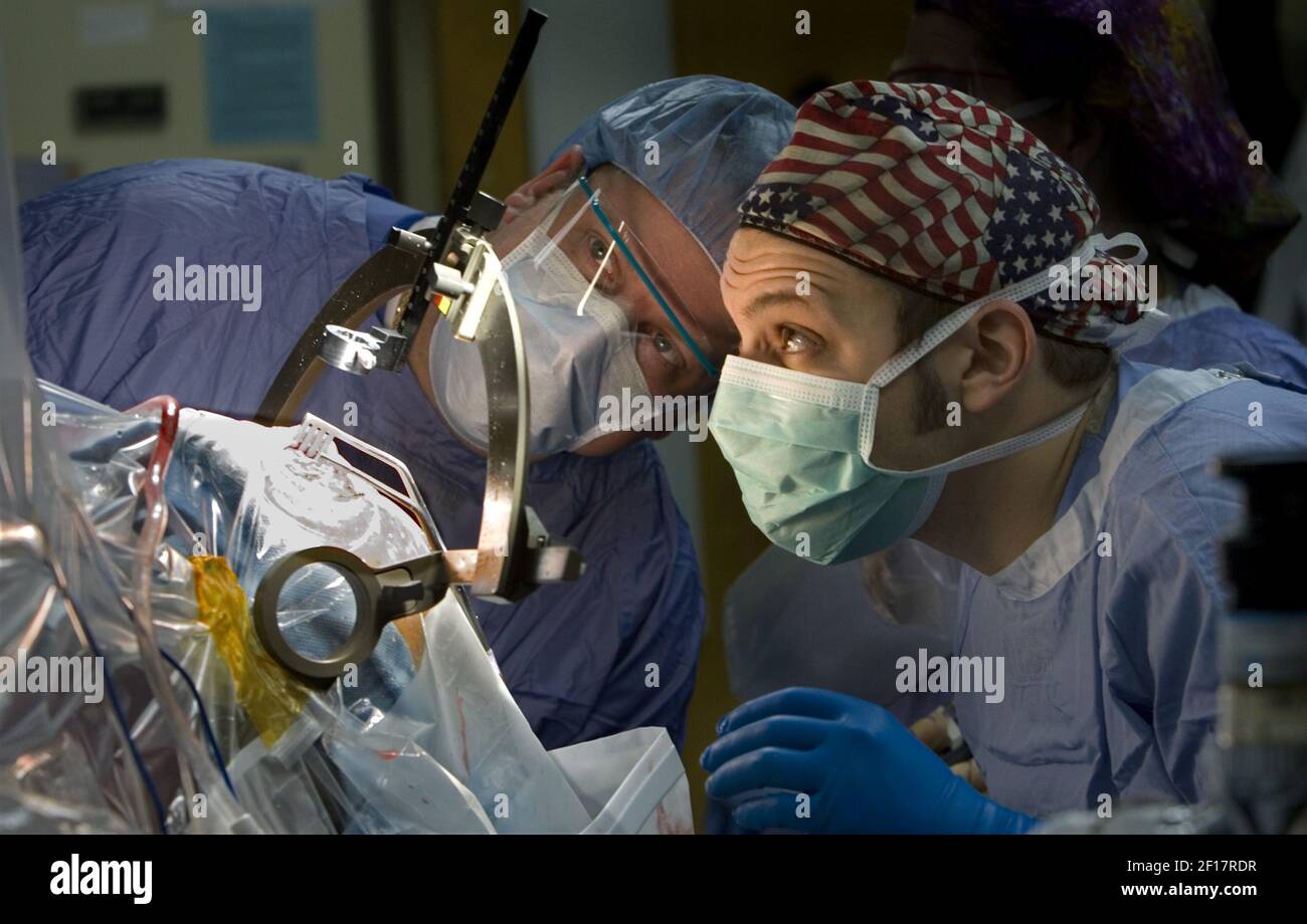 Deep brain stimulation alzheimers hi-res stock photography and images ...