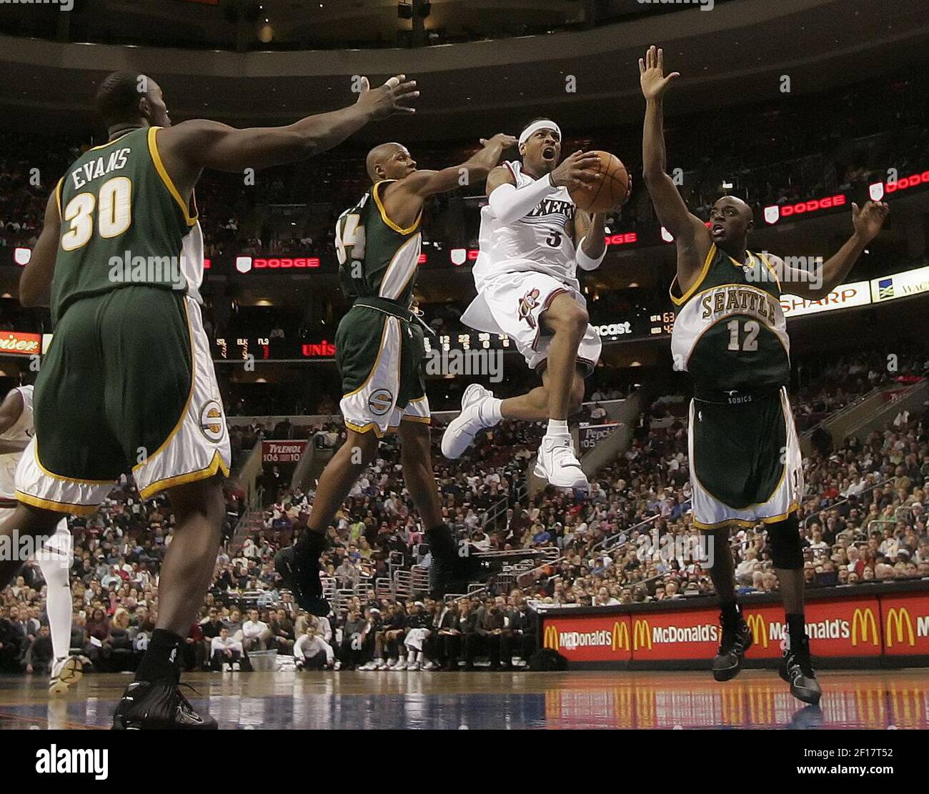 Seattle supersonics ray allen High Resolution Stock Photography and ...