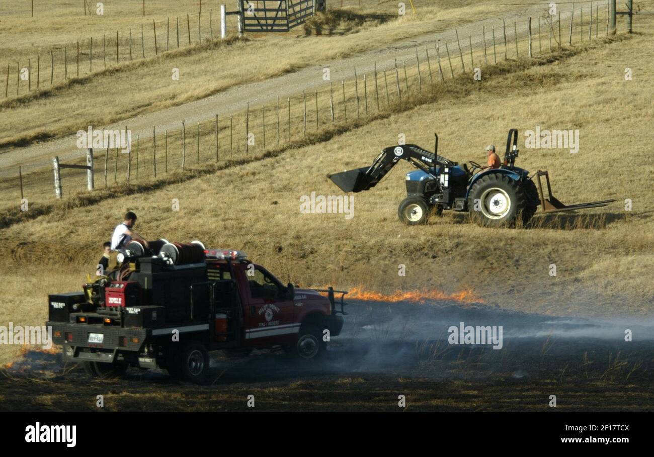 Pilot Point, Texas firefighters' Dane McWilliams, right, and Dustin ...