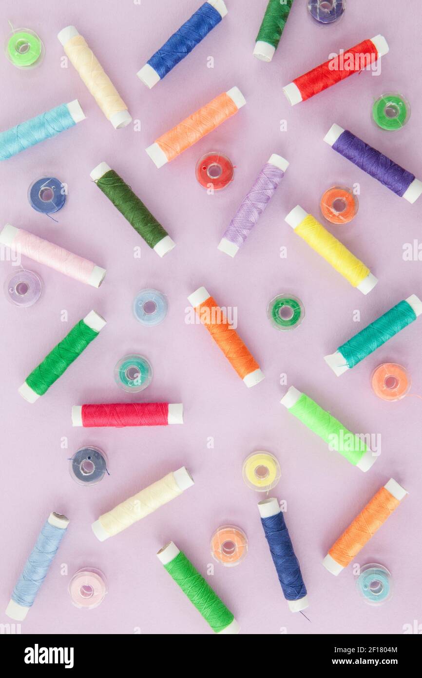 Colorful sewing thread rolls hi-res stock photography and images - Alamy