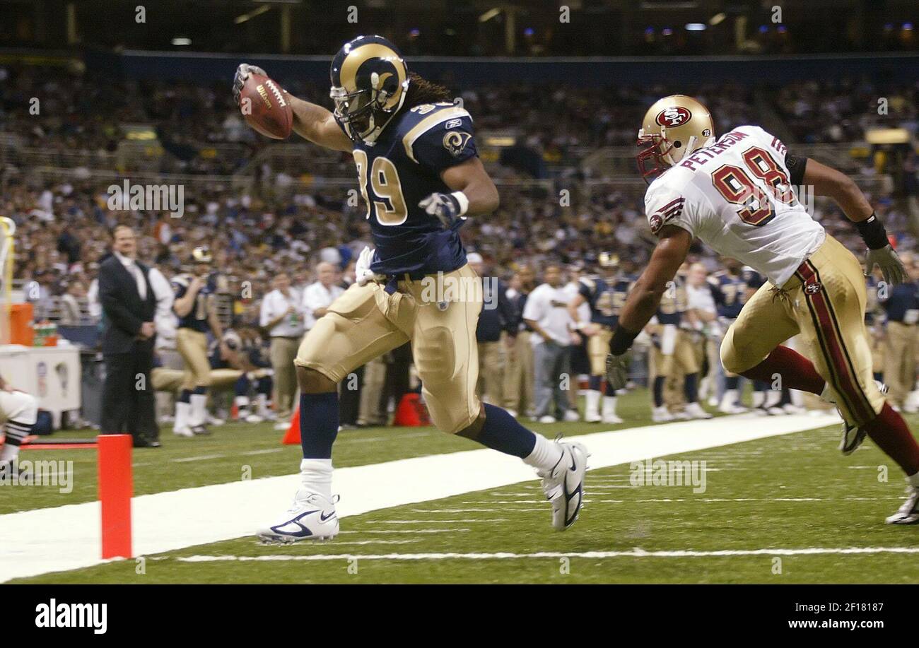 St. Louis Rams' running back Steven Jackson skips into the endzone to ...