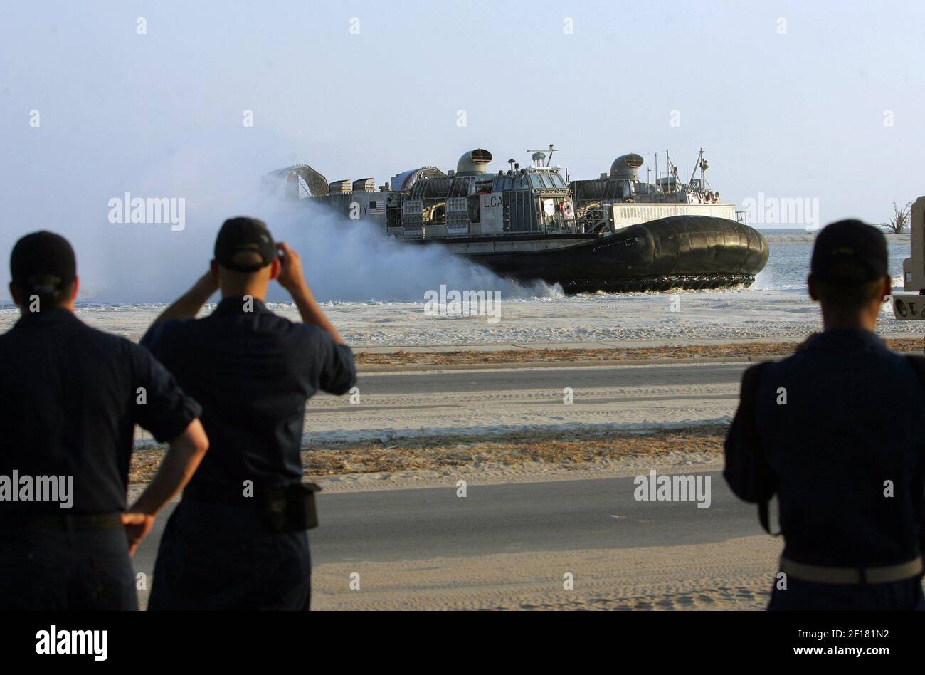 KRT US NEWS STORY SLUGGED: WEA-KATRINA-MEXICO KRT PHOTOGRAPH BY JAMES ...