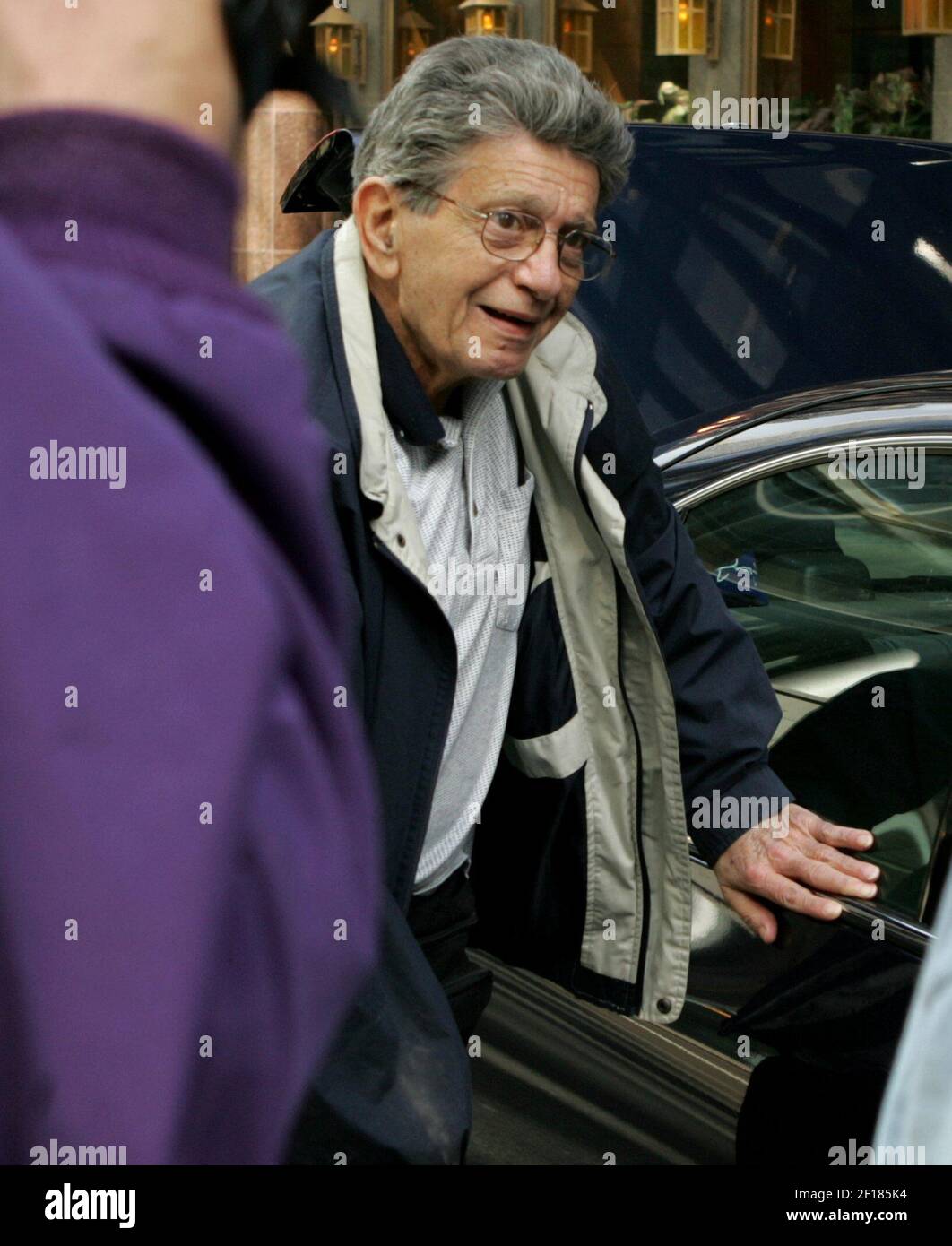 KRT US NEWS STORY SLUGGED: MOBPROBE KRT PHOTOGRAPH BY PHIL VELASQUEZ ...