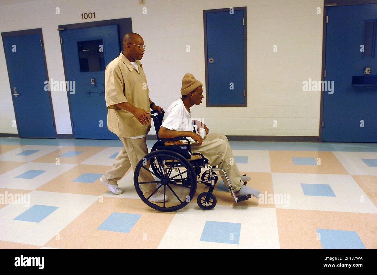 KRT LIFESTYLE STORY SLUGGED: PRISONHOSPICE KRT PHOTO BY SHARON GEKOSKI ...