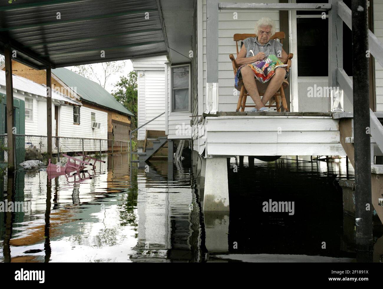 -- NO MAGS, NO SALES -- KRT US NEWS STORY SLUGGED: WEA-RITA KRT PHOTO ...