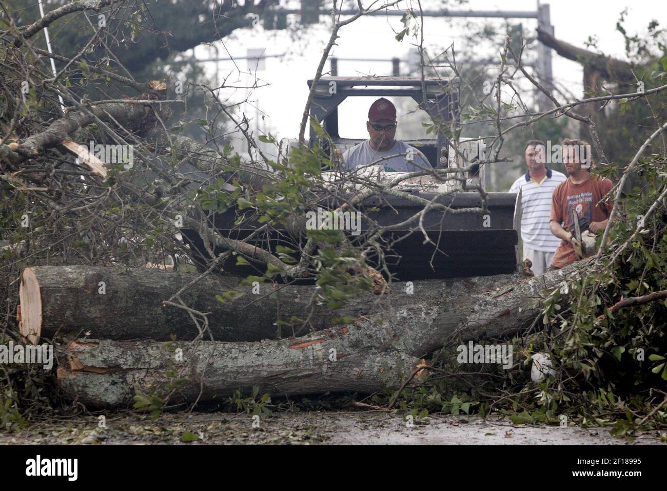 -- NO MAGS, NO SALES -- KRT US NEWS STORY SLUGGED: WEA-RITA KRT PHOTO ...