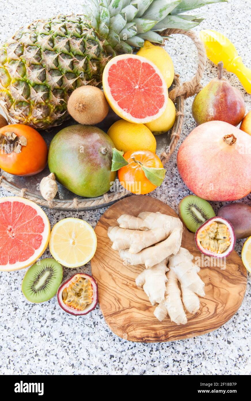 Fresh exotic fruits hi-res stock photography and images - Alamy