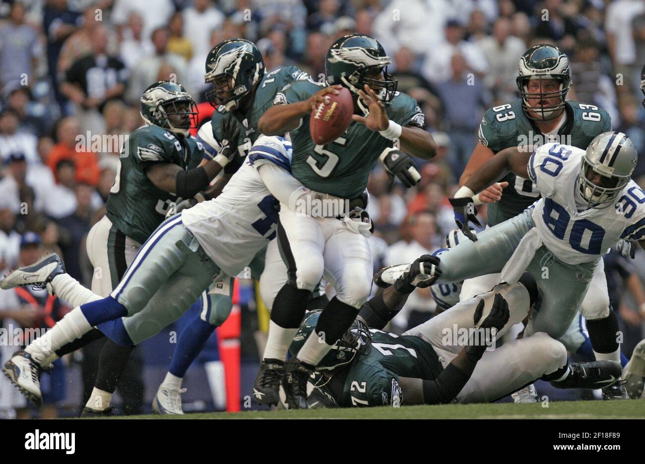 KRT SPORTS STORY SLUGGED: FBN-EAGLES-COWBOYS KRT PHOTOGRAPH BY ERIC ...