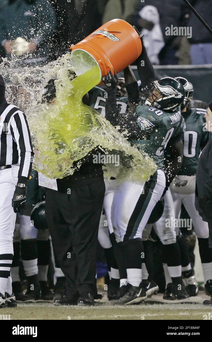 Gatorade bath hi-res stock photography and images - Alamy
