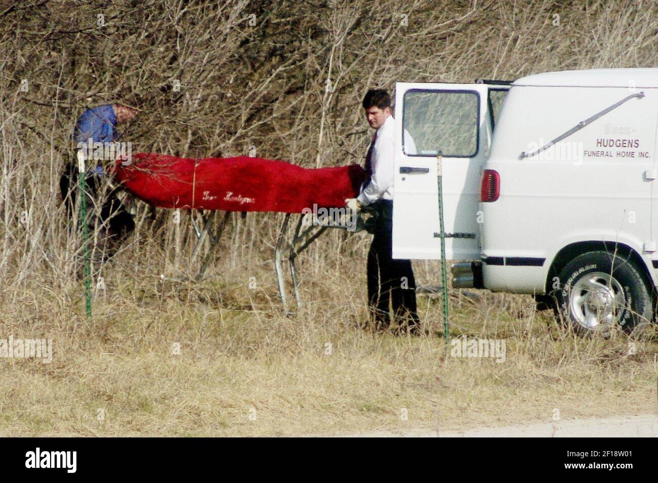 -- NO MAGS, NO SALES -- KRT US NEWS STORY SLUGGED: SLAINFAMILY KRT ...