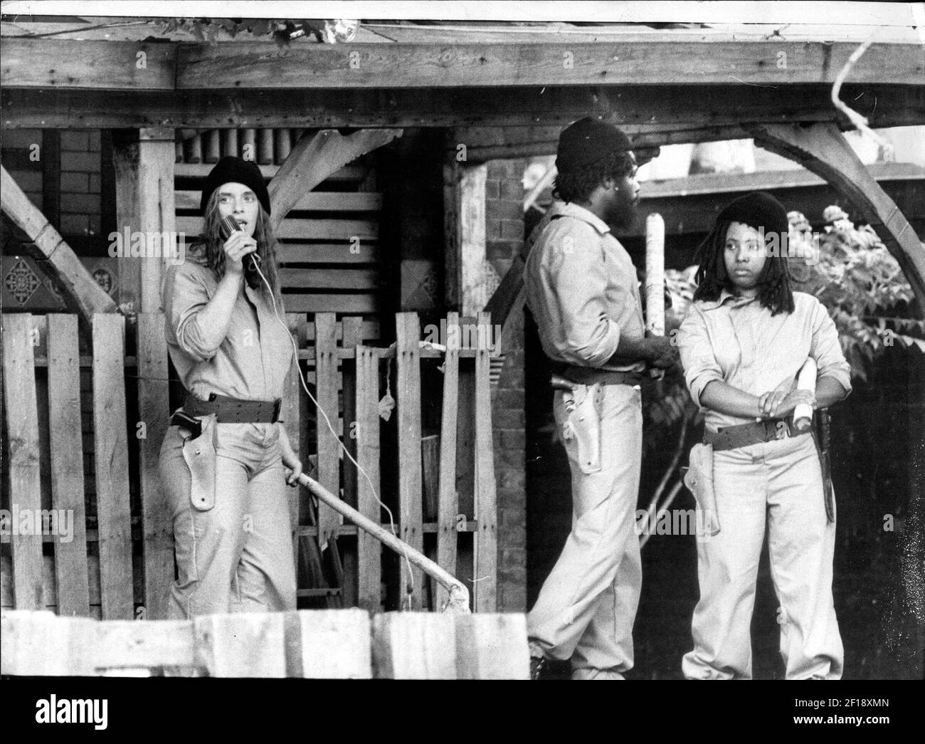 KRT US NEWS STORY SLUGGED: MOVE KRT PHOTOGRAPH BY PHILADELPHIA INQUIRER ...